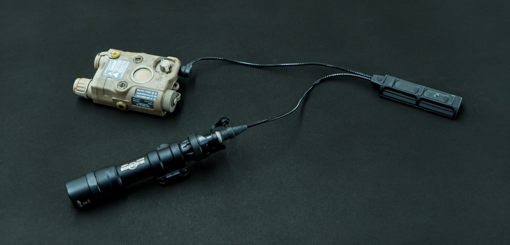 SureFire Scout DS00 Tailcap – Pushbutton + Pressure Pad Host – T.REX ARMS