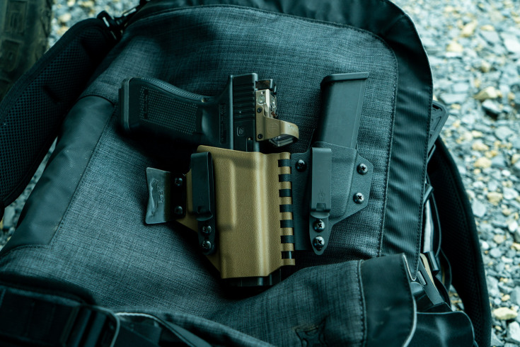 Discreet Carry Concepts Belt Clip – T.REX ARMS