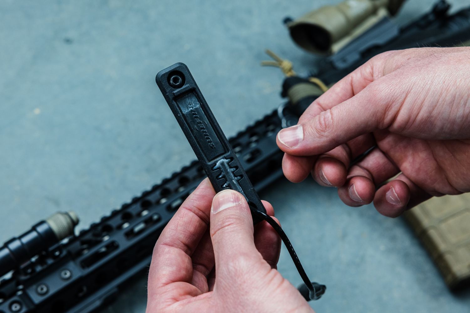 Magpul M-LOK Tape Switch Mounting Plate – SureFire ST – T.REX ARMS