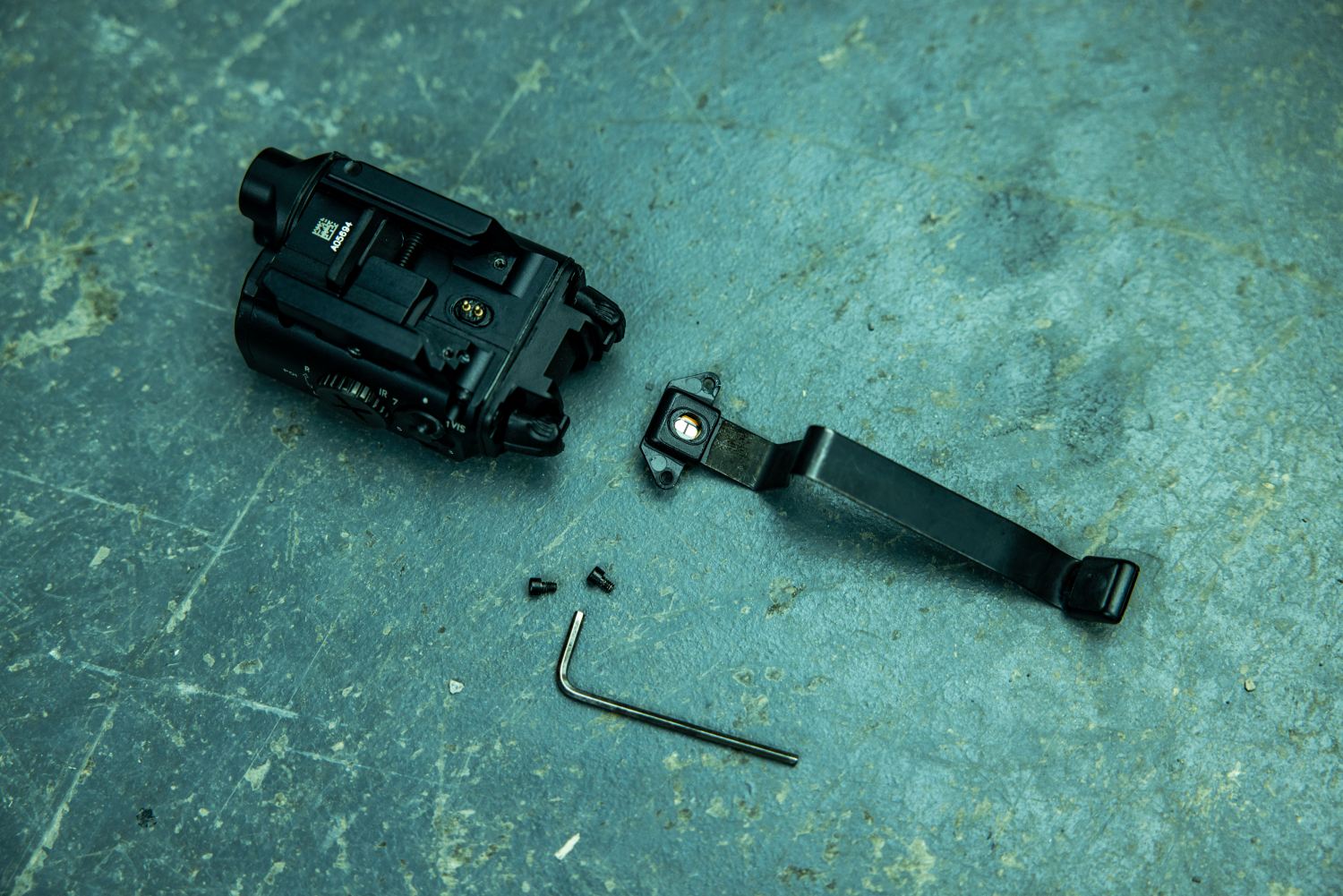 SureFire RSP Pistol Grip Switch for XVL2-IRC – T.REX ARMS