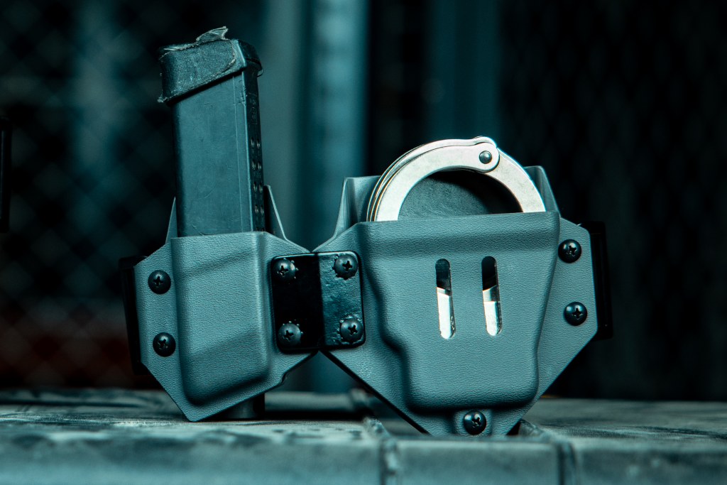 T.REX Ironside Handcuff Carrier – T.REX ARMS