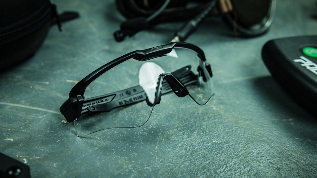 Oakley Standard Issue Ballistic M Frame Alpha Kit – T.REX ARMS