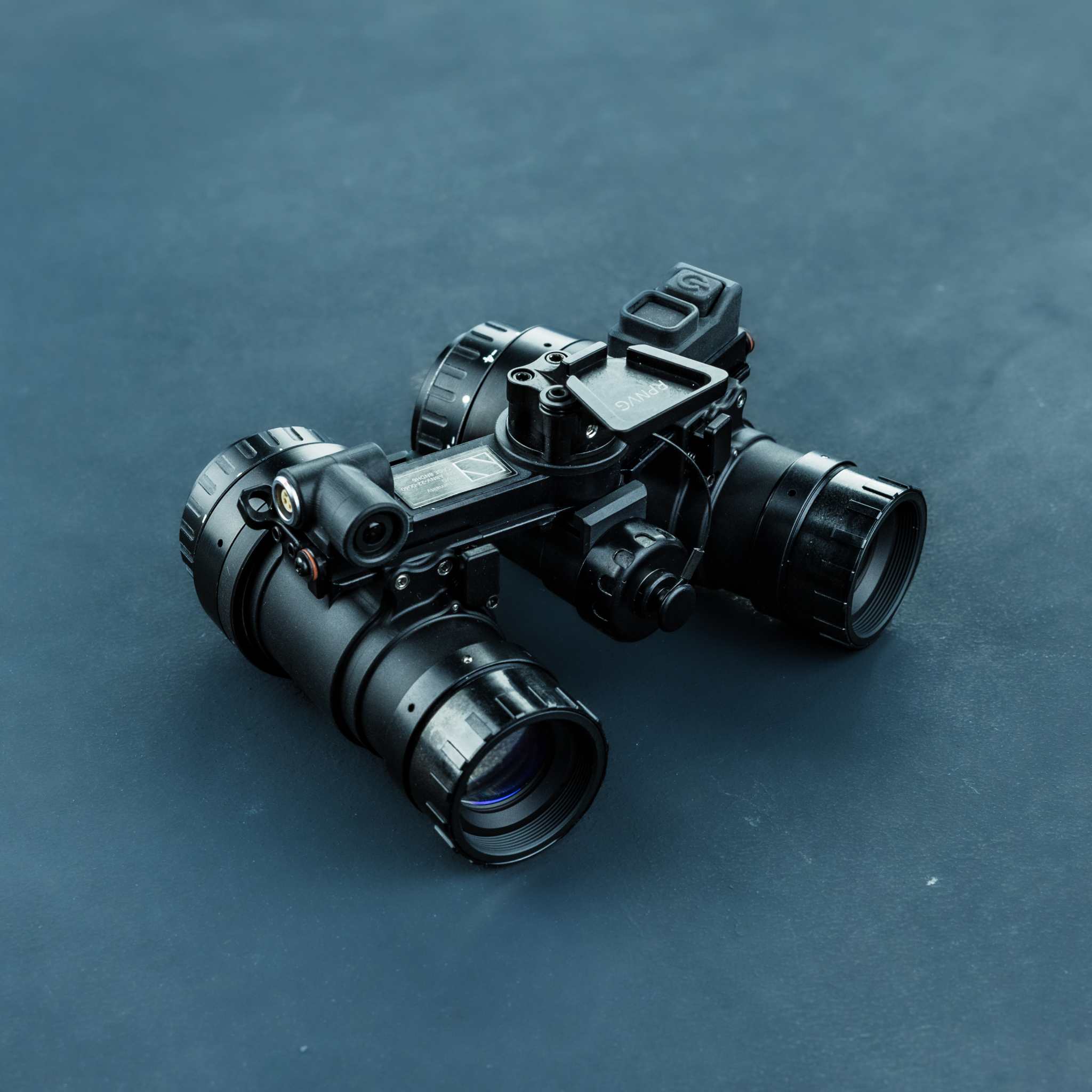 RPNVG (Ruggedized Panning Night Vision Goggle) – T.REX ARMS