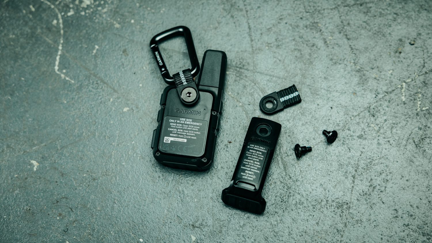 Garmin Mini 2 Spine Mount Adapter with Carabiner – T.REX ARMS