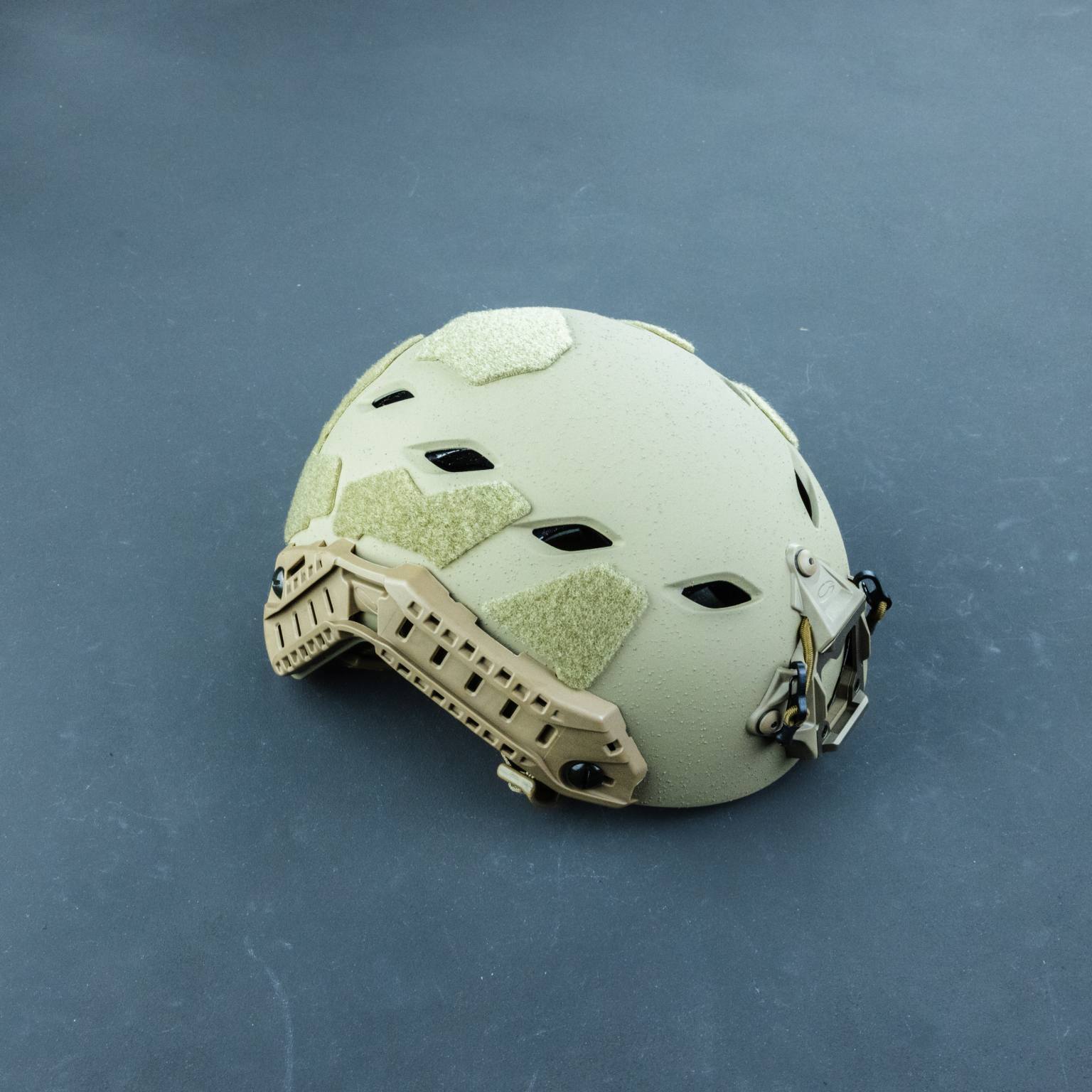 Helmets – Product categories – T.REX ARMS