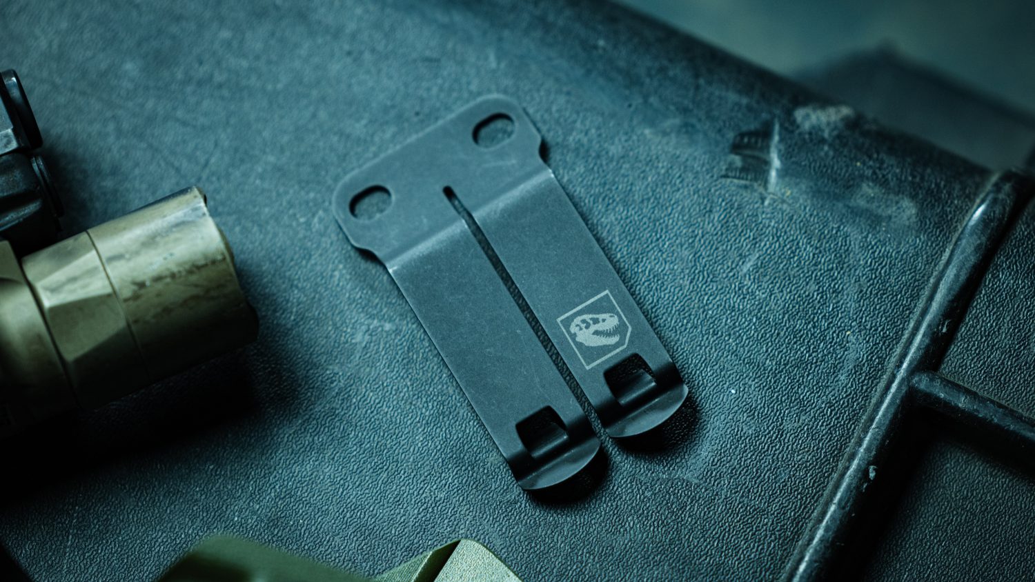 Discreet Carry Concepts Monoblock Gear Clip – T.REX ARMS