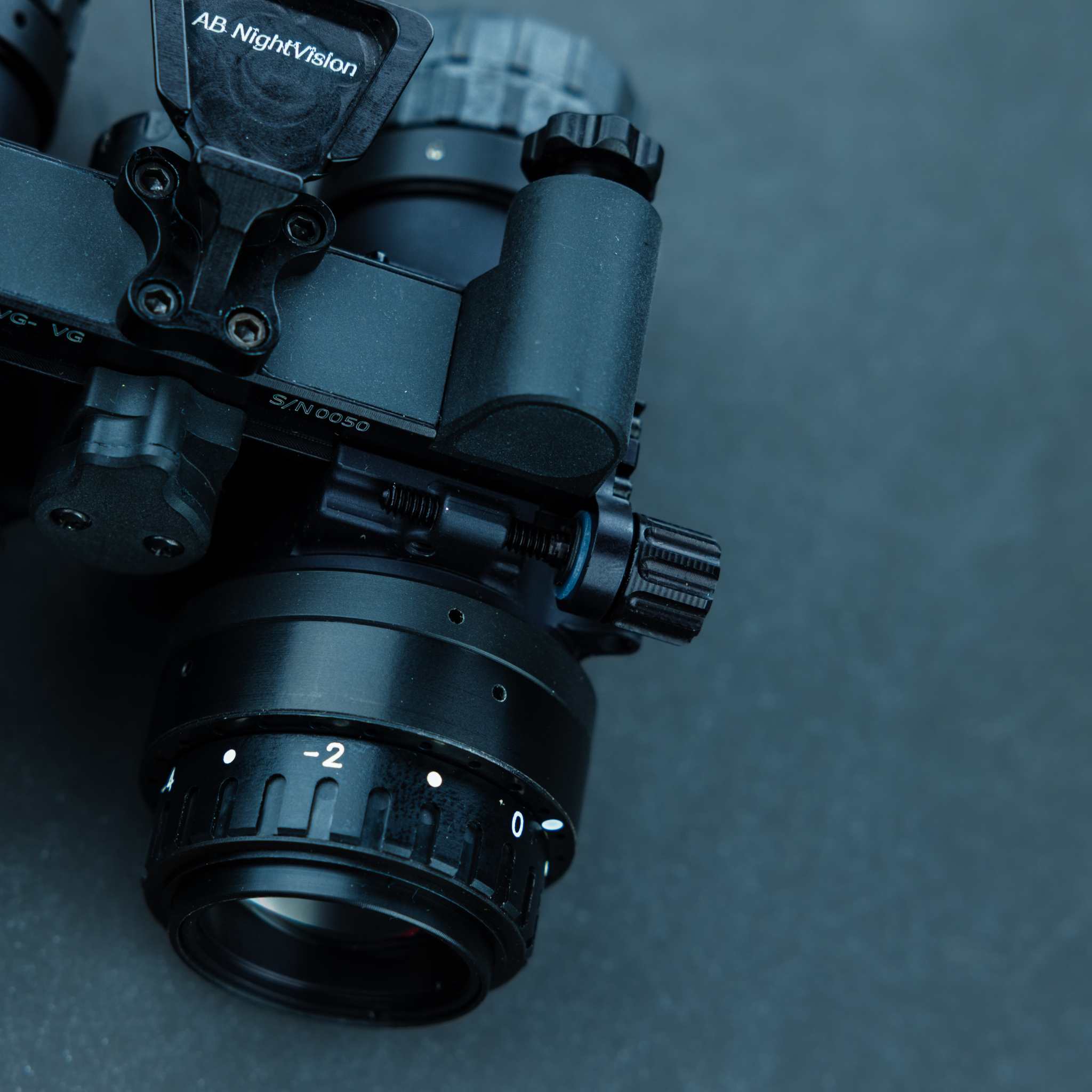 RNVG-VG (Variable Gain Ruggedized Night Vision Goggle) – T.REX ARMS