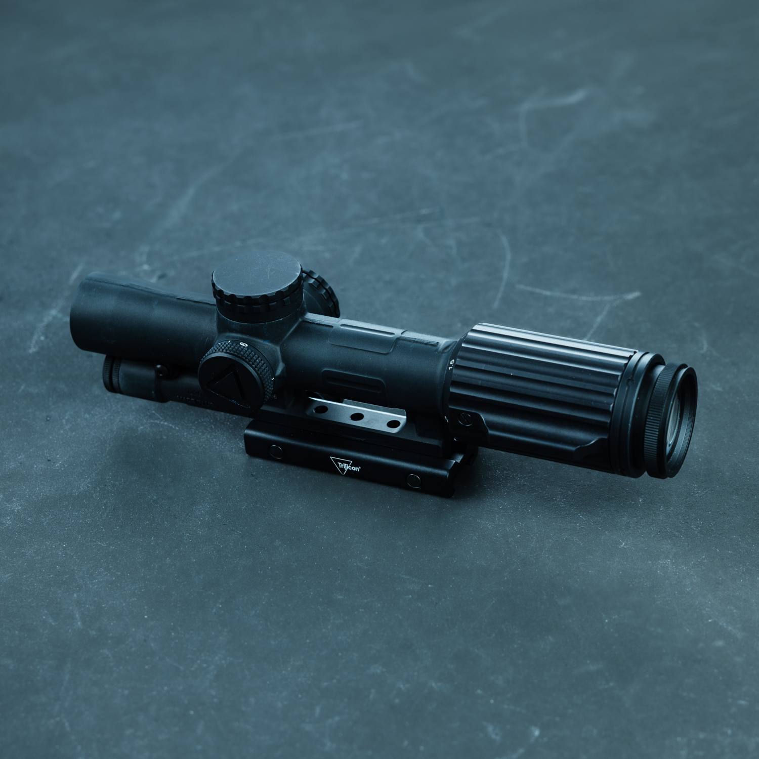Trijicon VCOG 1-6×24 – MIL – T.REX ARMS