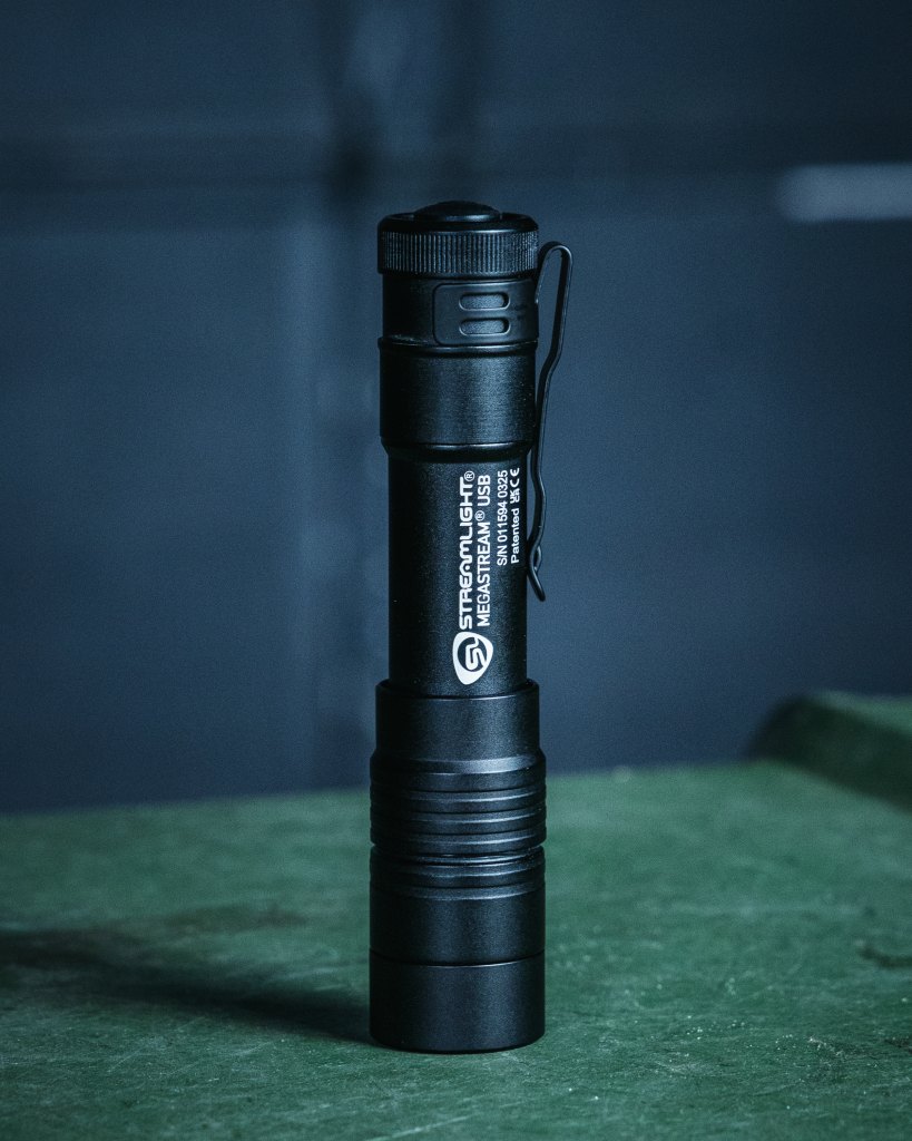 Streamlight MegaStream Flashlight – T.REX ARMS