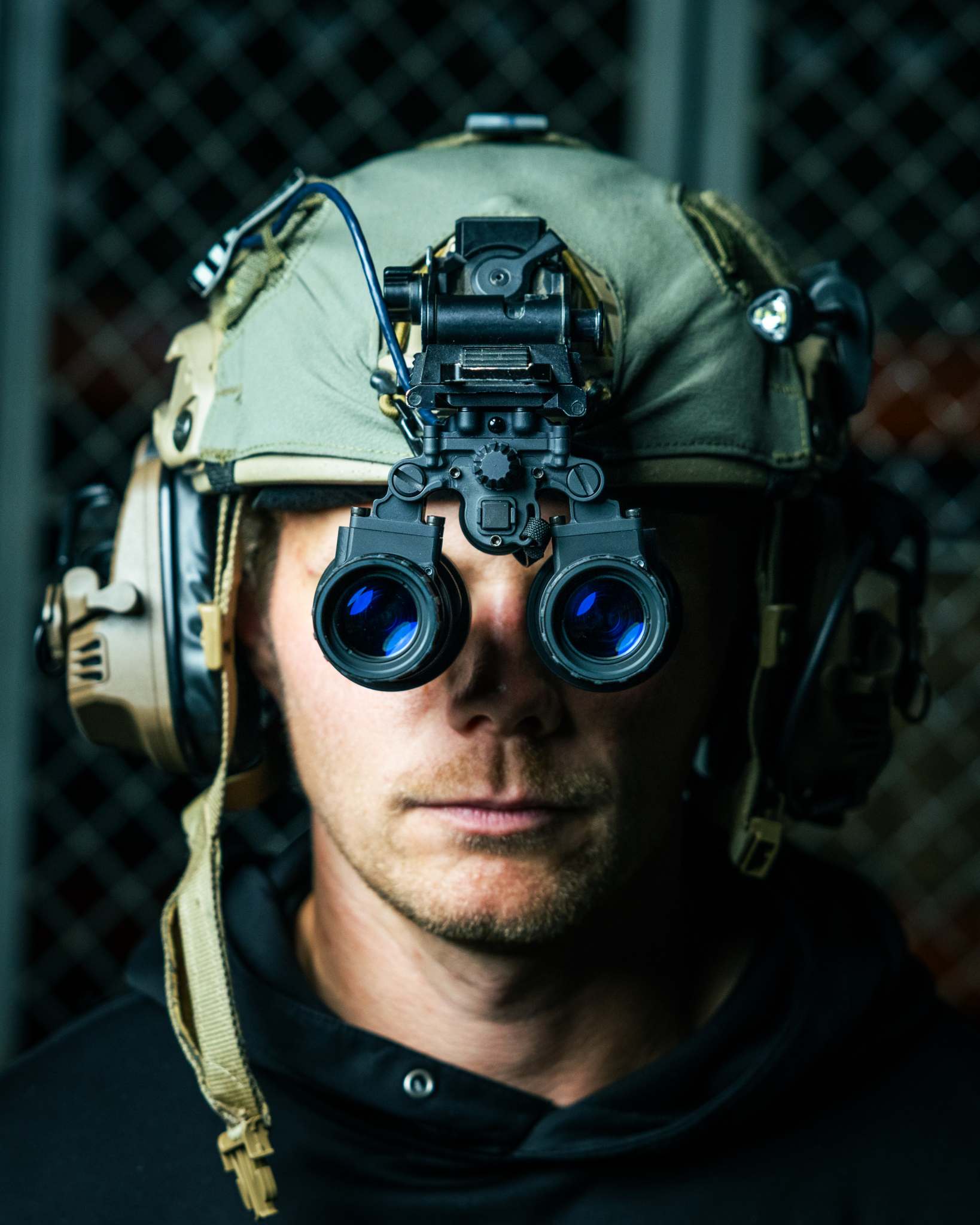 MGA (Manual Gain Articulating Night Vision Goggle) – T.REX ARMS